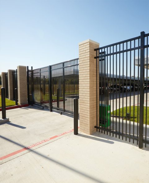 Custom Automatic Gates & Fencing Solutions | Advanced Fences